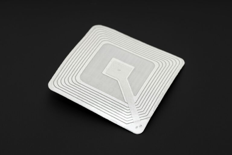 The History of NFC - Tragging